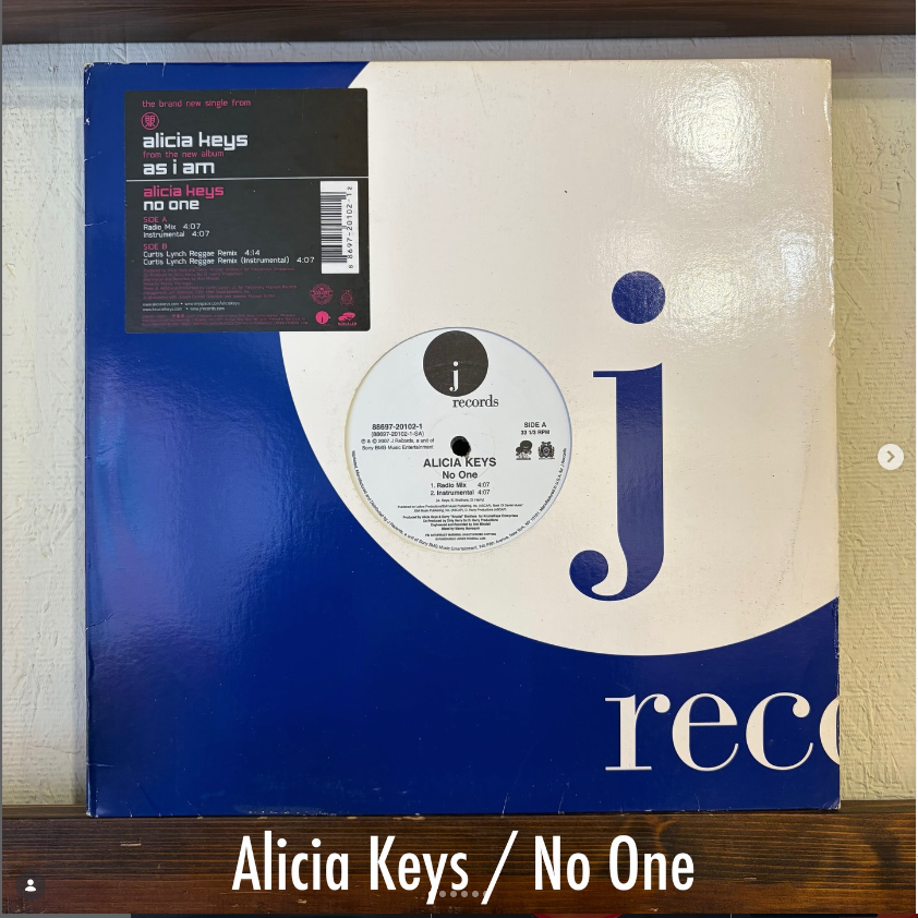 Alicia Keys / No One - シンプルなビートとピアノが愛の強さを真っ直ぐに伝える永遠のアンセム – next records ...